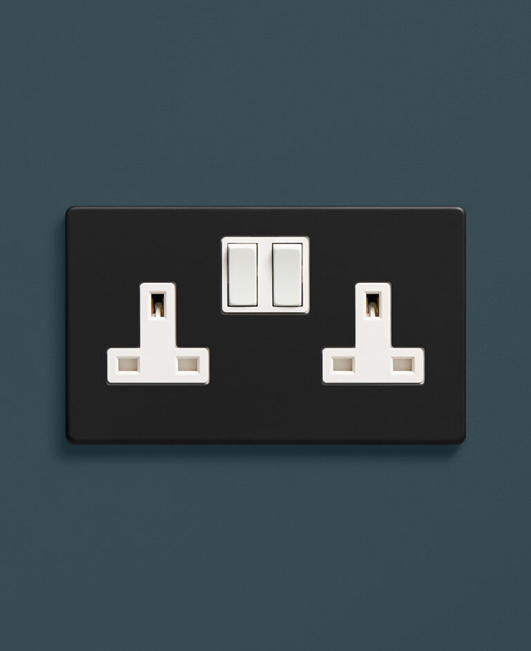 Black Double Socket | Dowsing & Reynolds