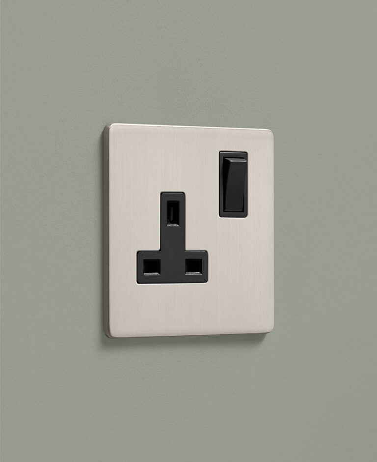 Silver Sockets | Single Plug Socket | Dowsing & Reynolds