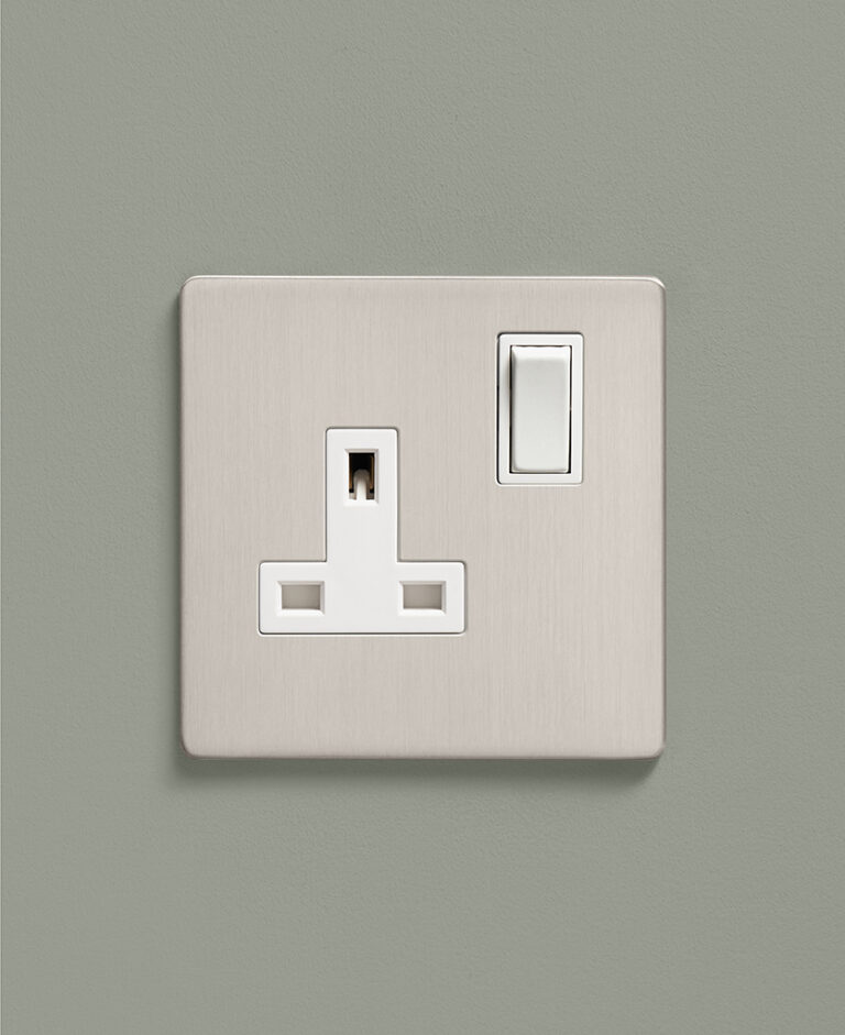 Silver Sockets | Single Plug Socket | Dowsing & Reynolds