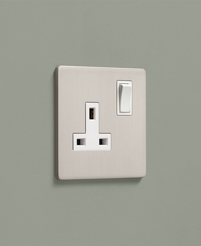 Silver Sockets | Single Plug Socket | Dowsing & Reynolds