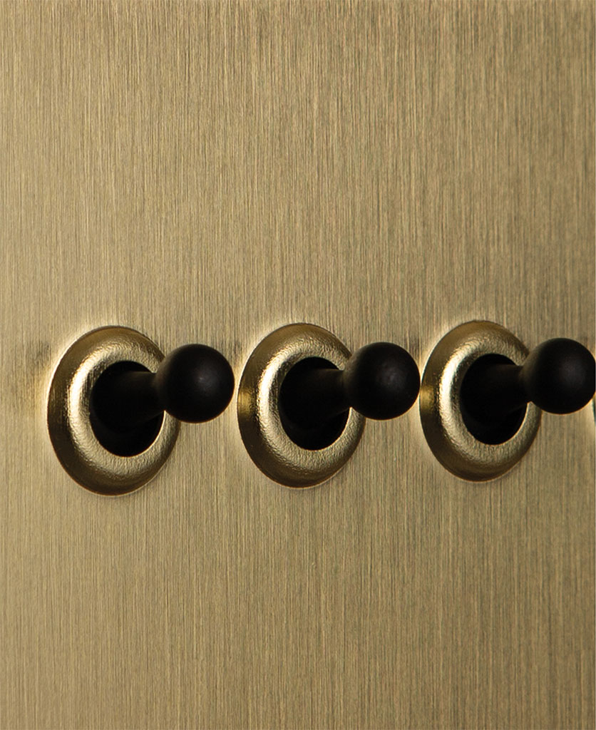 Dolly Light Switch - Gold Quadruple Toggle Switch