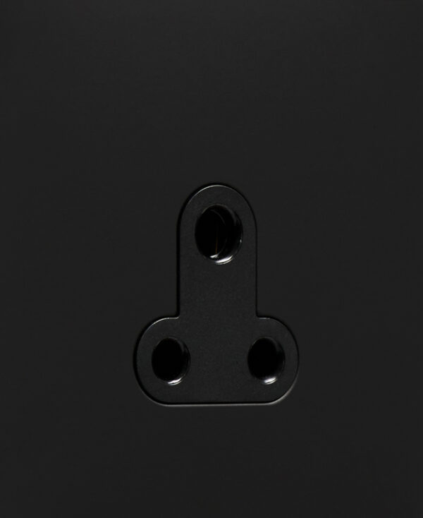 Round 3 Pin Socket 5 Amp Black - Dowsing & Reynolds