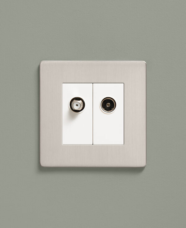 Silver Double Data Port Socket with Black or White Inserts