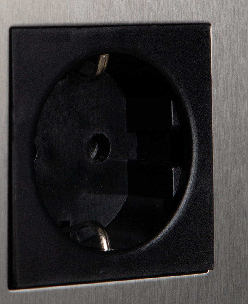Silver Schuko Single Socket with Black or White Inserts