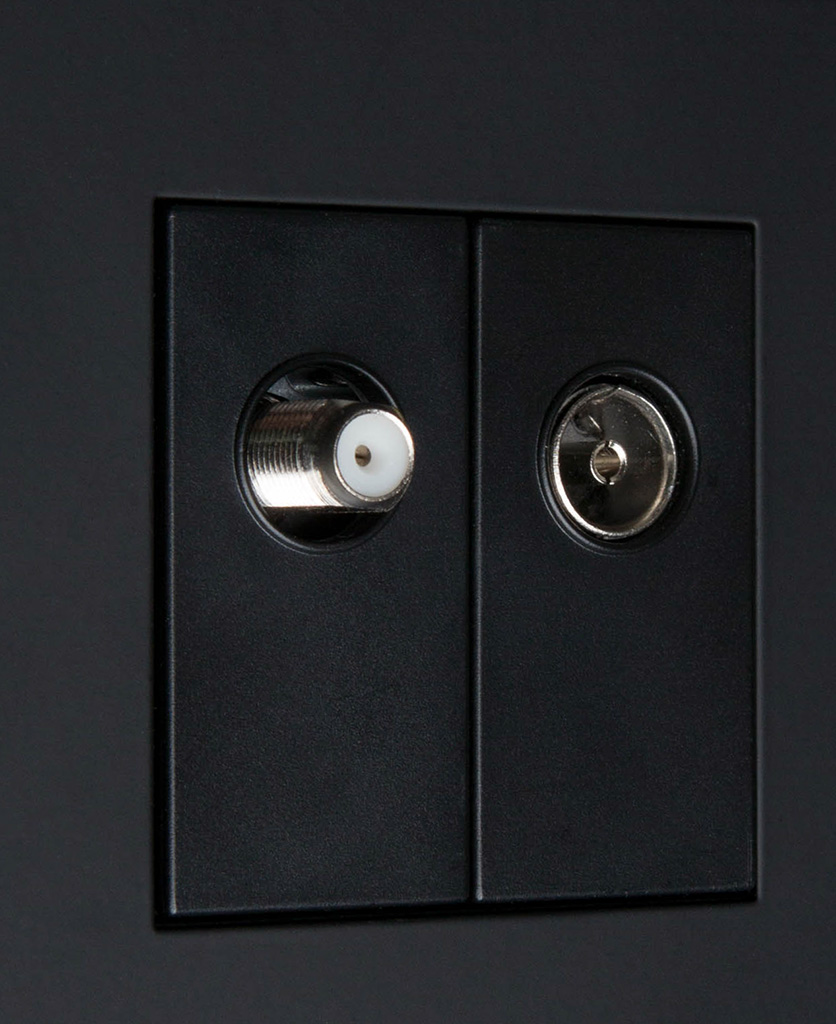 Black Single Data Port Socket with Black or White Inserts