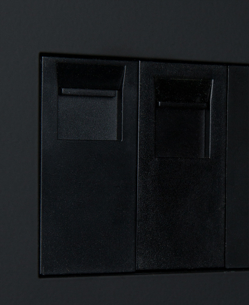 Black Double Data Port Socket with Black or White Inserts