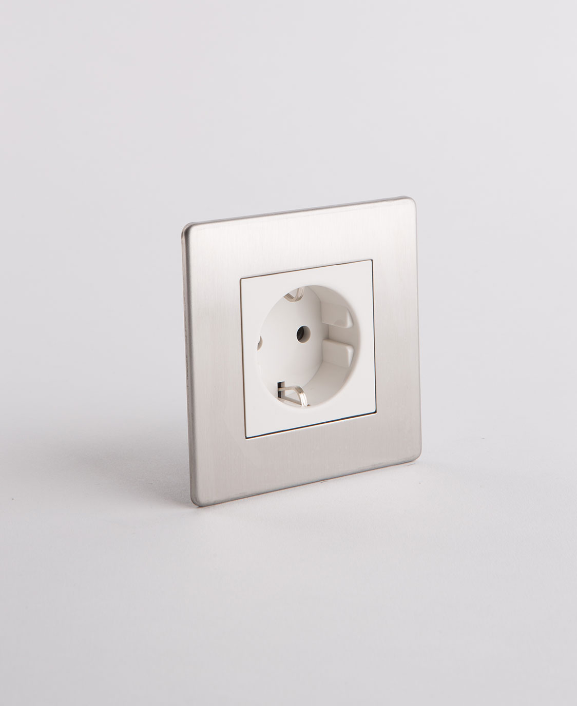 Silver Schuko Single Socket with Black or White Inserts
