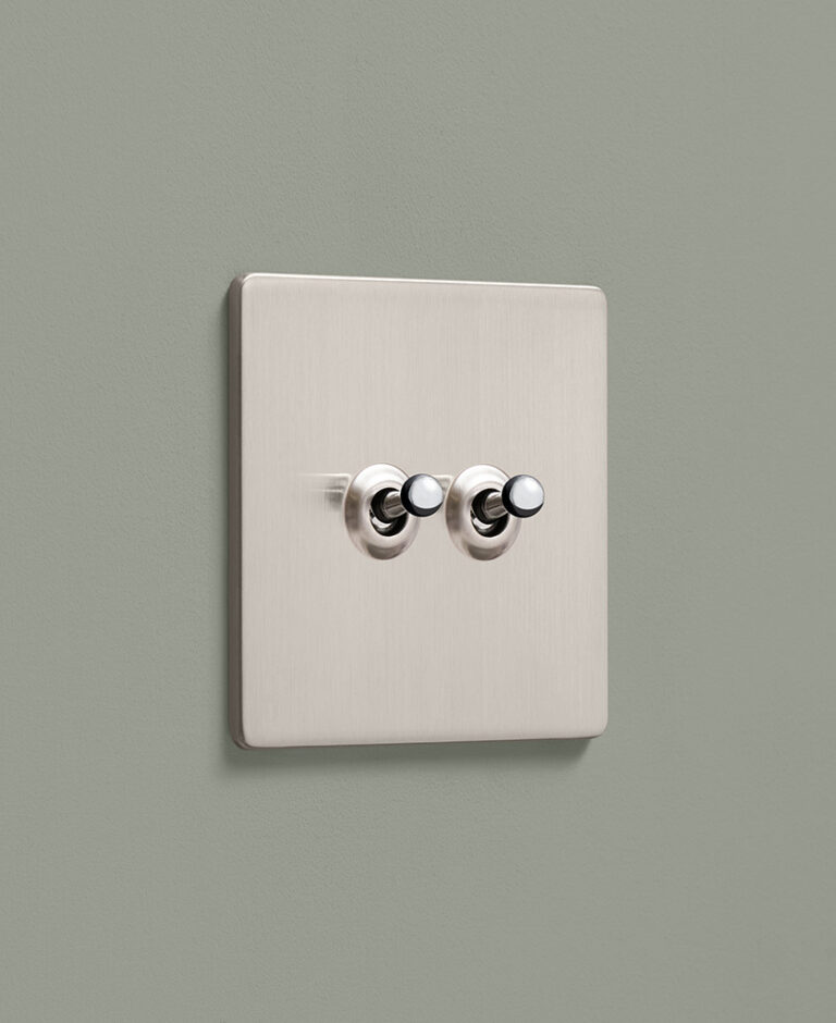 Chrome Toggle Switch | Dowsing & Reynolds