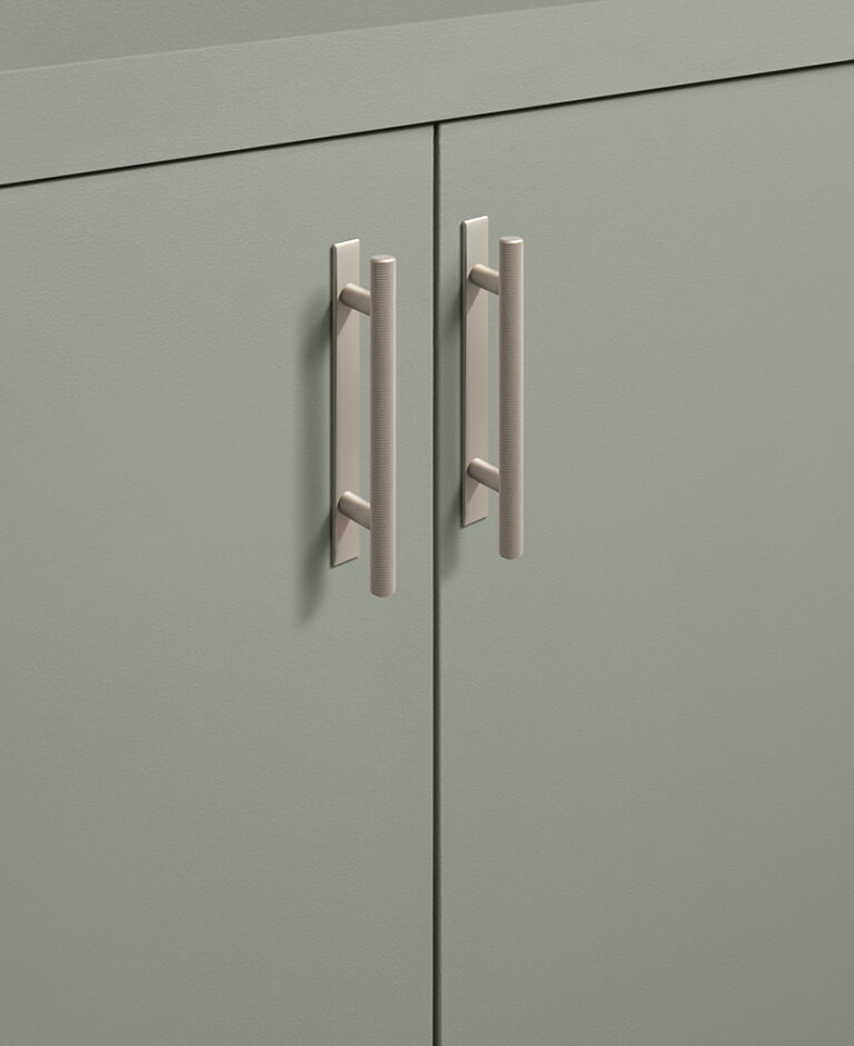 Silver Skyscraper Handle with Plate | Dowsing & Reynolds