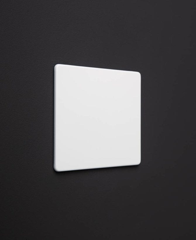 Blank Socket Cover - White Single Blank Fascia for Unused Sockets