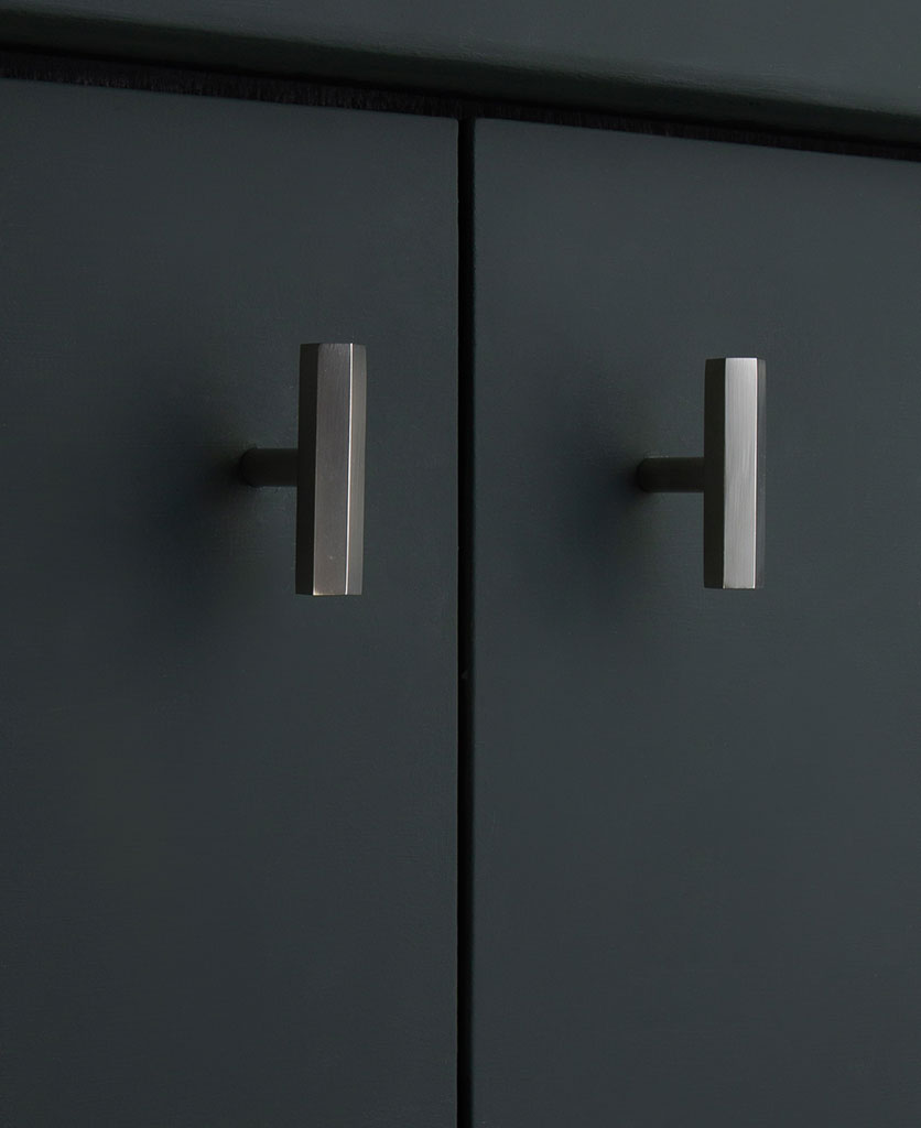 T-Bar Handle Hive - Kitchen Door Handle in Three Finishes