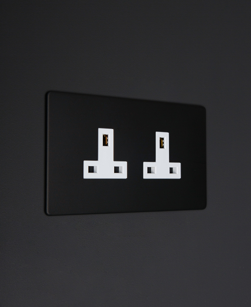 Unswitched Socket - Black Double Always on Plug Socket