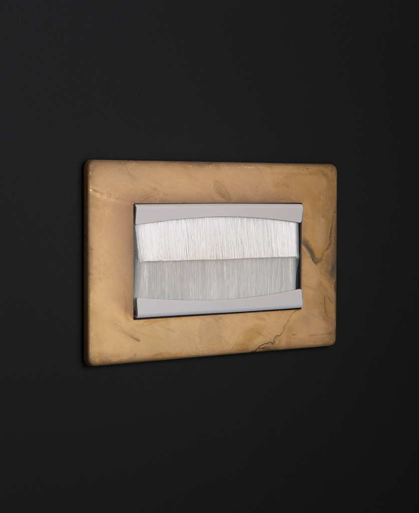 Smoked Gold Double Brush Plate - Black or White Insert