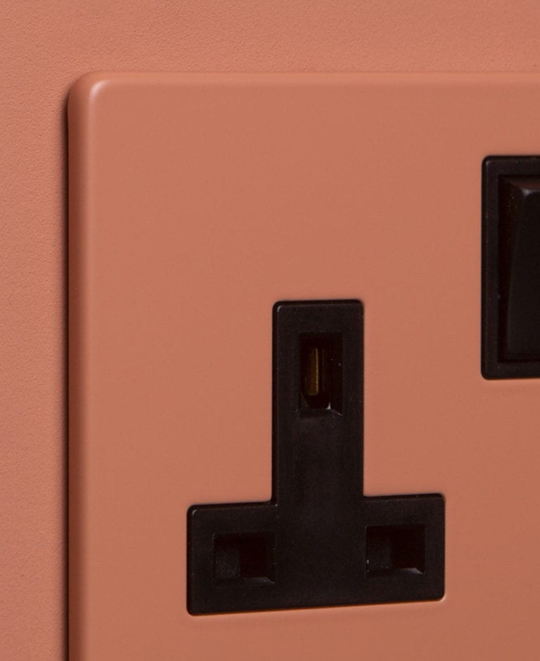 Cream Single Socket | Dowsing & Reynolds