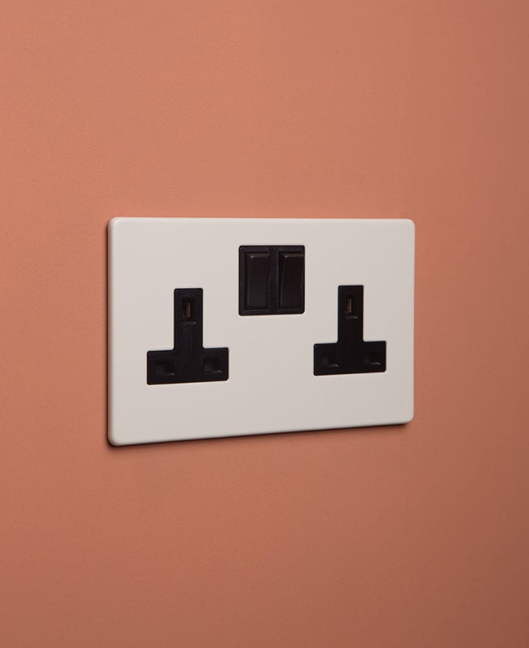 Cream Double Socket | Dowsing & Reynolds