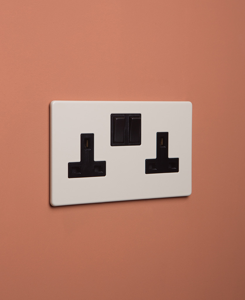 Cream Double Socket | Dowsing & Reynolds