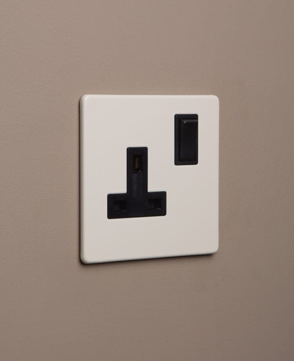 Cream Single Socket | Dowsing & Reynolds
