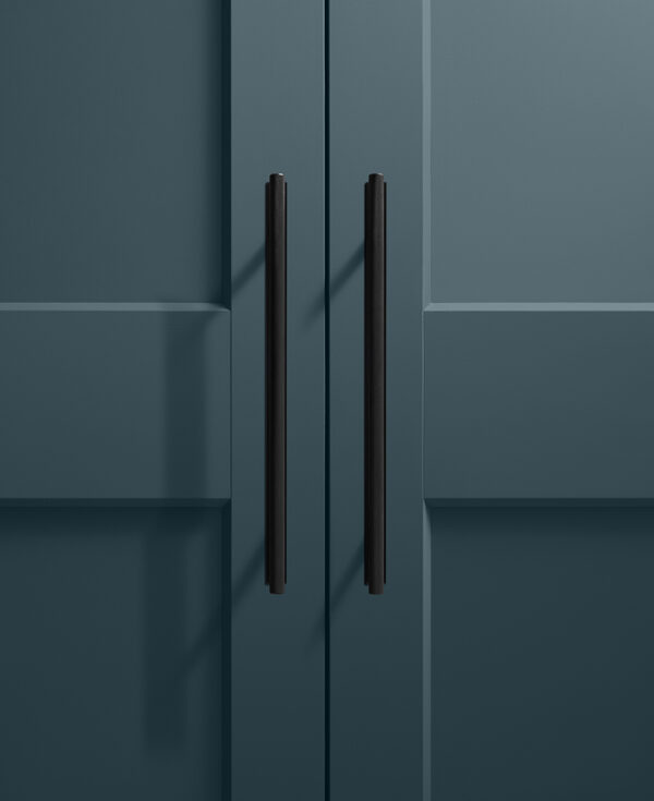 Black Chunky Skyscraper Wardrobe Handle with Plate