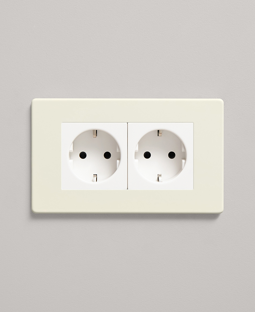 Cream Double Schuko Socket | Dowsing & Reynolds