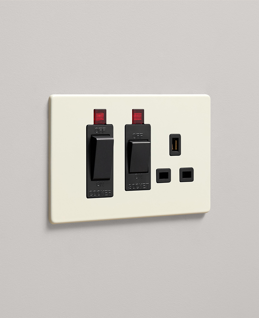 Cream Cooker Switch & Socket | Dowsing & Reynolds