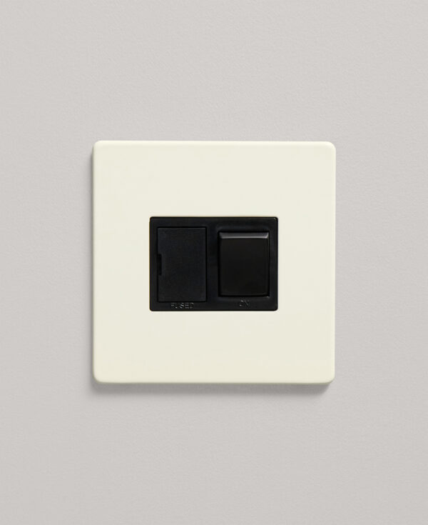 Cream Fused Spur Switch | Dowsing & Reynolds