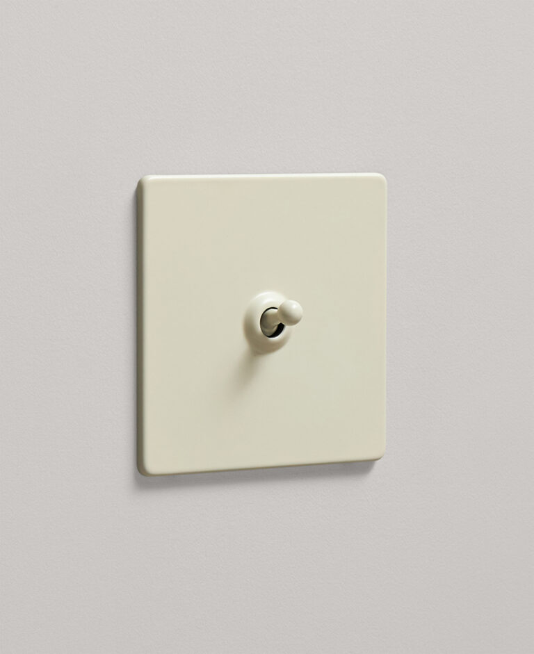 Cream Single Toggle Light Switch | Dowsing & Reynolds