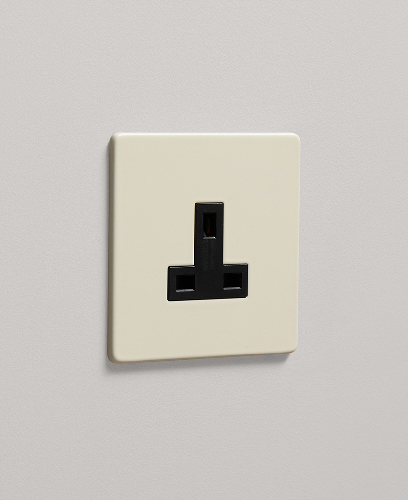 Cream Single Unswitched Sockets | Dowsing & Reynolds