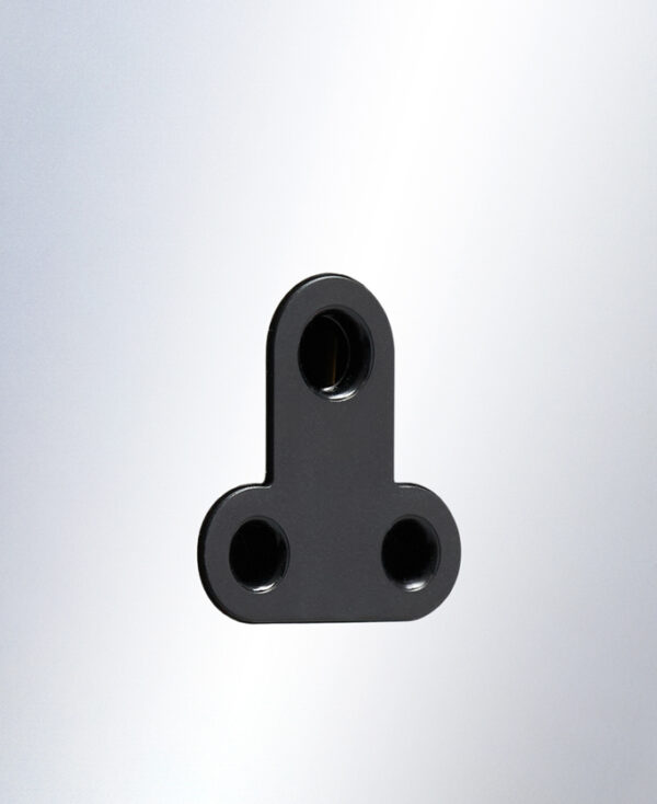 Chrome Round 3 Pin Socket | Dowsing & Reynolds