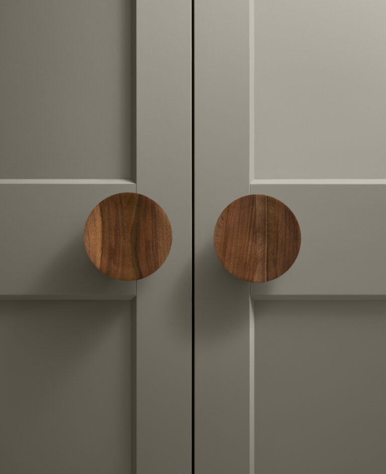 Copse Circular Wardrobe Handle Walnut | Dowsing & Reynolds