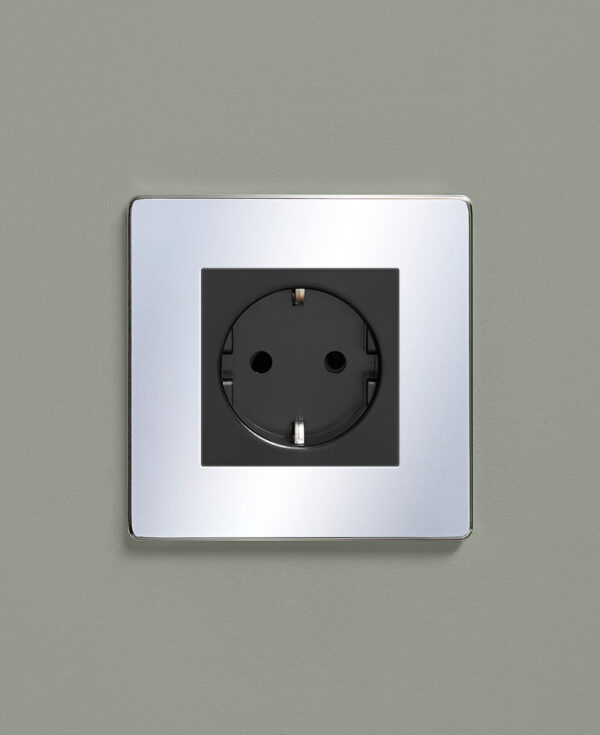 Single Schuko Plug Socket | Dowsing & Reynolds