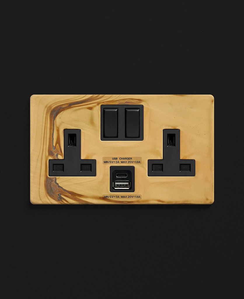 Smoked Double Socket with USB & USB-C | Dowsing & Reynolds